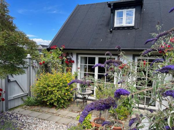 Huset I Gränden - Granne Med Havet - Trelleborg