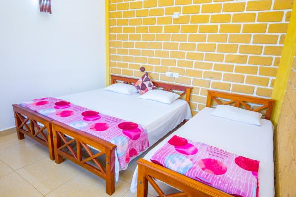 Shyni Guest House - Hikkaduwa