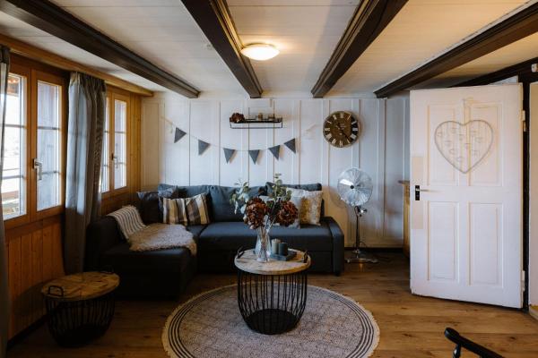 Bijou Beatus - Lakeview Sunset Retreat - Sigriswil