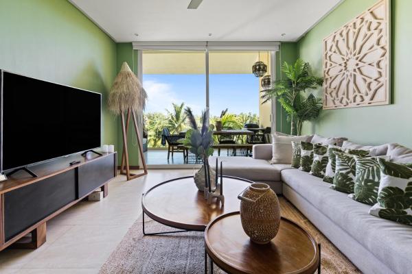 Stylish Peninsula Golf 3br Oasis With Pool - Nuevo Vallarta