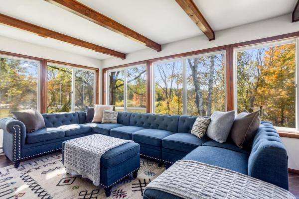 Catskills Delaware River Modern Colonial Getaway - Narrowsburg, NY