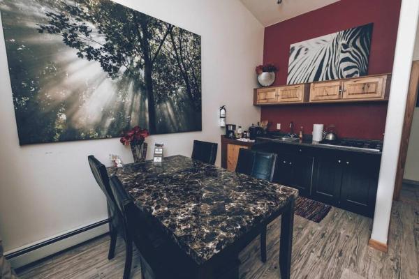 The Penthouse - Crestone, CO