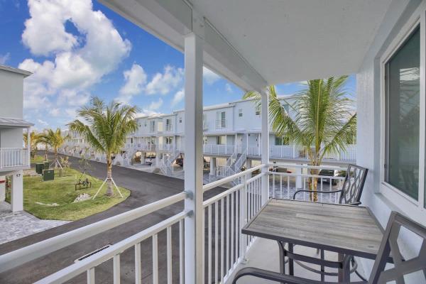 Carney's Reef New 1b 1b Pool Patio - Marathon, FL