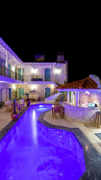 Avlu Alaçatı Boutique Hotel - Alaçatı
