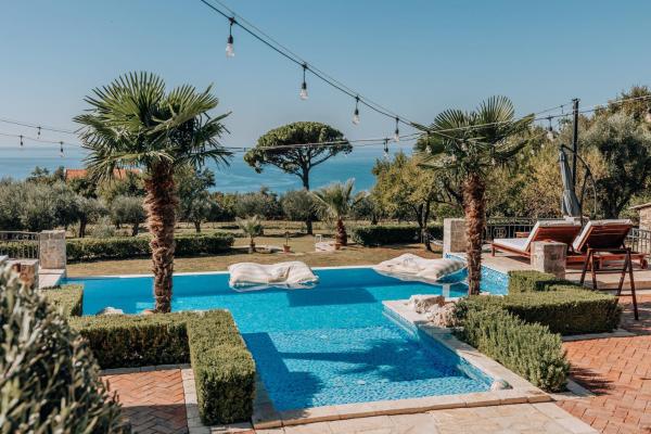 Talići Hill - Rustic Villas - Montenegro