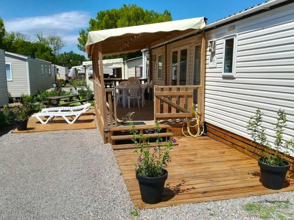 Bungalow Ensoleillé à Canet-en-roussillon Avec Piscine Partagéea - Sainte-Marie