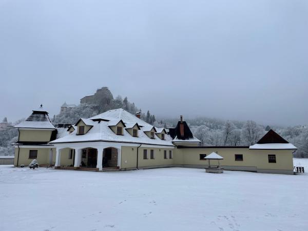Penzión U Dvoch Levov - Slovakia