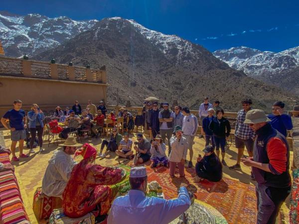 Kasbah Du Roches Armed - Asni