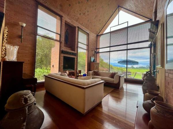 The Abbey - Palatial Estate - Long Term Deals - Cota