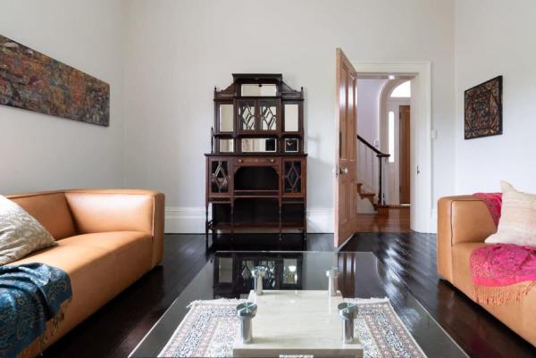 Cozy Heritage On Balfour | 5br W/ Parking - Launceston