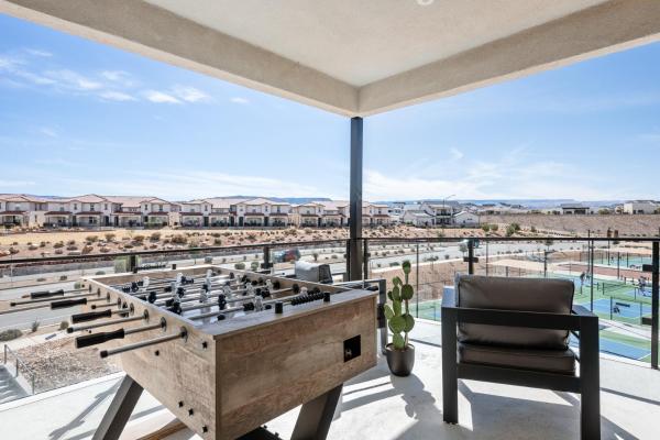 A Sapphire Sunset Townhouse - St. George, USA