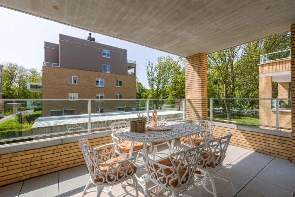 Huswell - A Luminous Apartment Near The Marina - Ostende