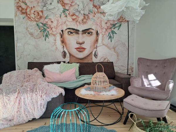 Apartment Wildflower In Privatvilla Im Herzen Merans - Мерано