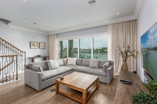 Waterfront Oasis 3 Br/4 Beds~3 Min Walk To Beach. - Clearwater Beach, FL