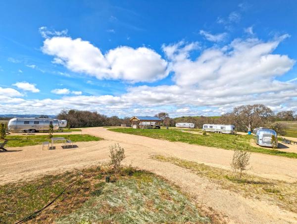 Vinyl Campground - Paso Robles, CA