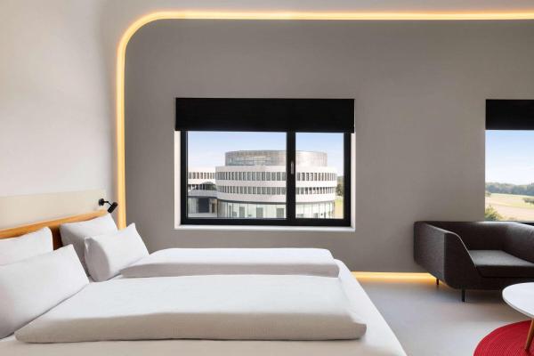 Ernst Leitz Hotel Wetzlar Direkt Neben Der Leica Welt - Germany