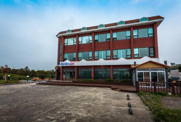 15평 원룸형 커플룸C Jeju Wayo Pension(제주와요펜션) - Jeju-do