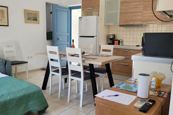 Dimos Guest House - Paros