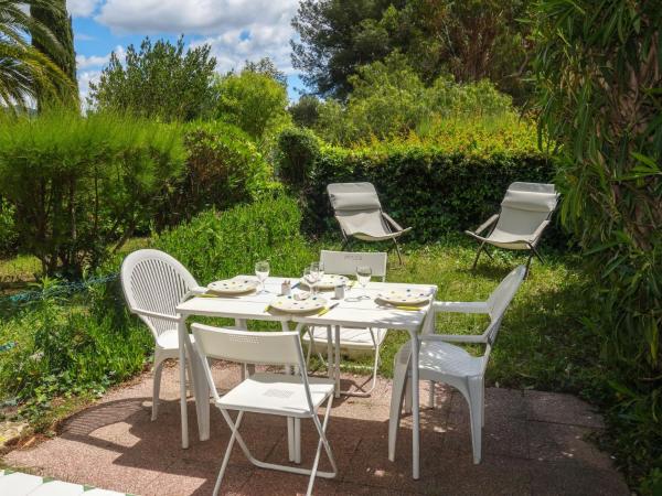 Apartment Jardins De La Mer-10 By Interhome - Saint-Cyr-sur-Mer