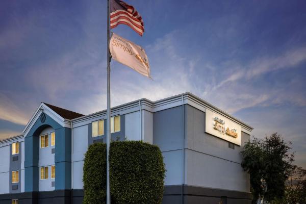 Sonesta Simply Suites Irvine East Foothill - Lake Forest, CA