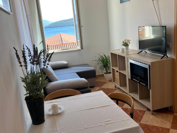 Apartments And Rooms Katija & Egon - Korčula