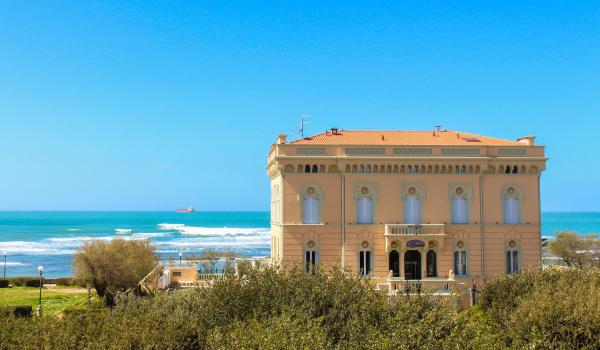 Hotel Universal - Livorno