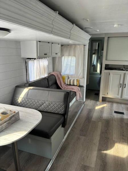 Feel The Vibe - Vereinigte Staaten