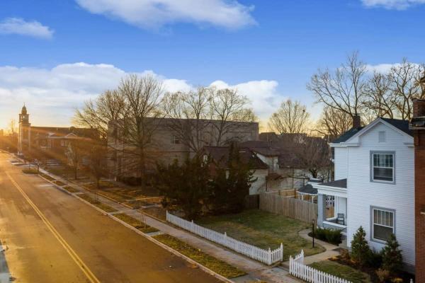 Gem Of Jeffersonville - Sapporo