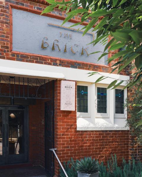 In The Brick Spa And Hotel - Brooklyn