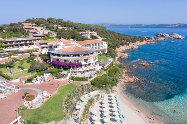 Club Hotel Baja Sardinia - Arzachena