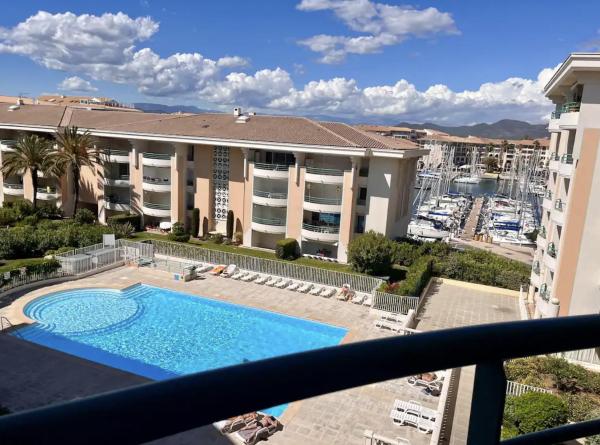 Hb Aan Zee - Fréjus