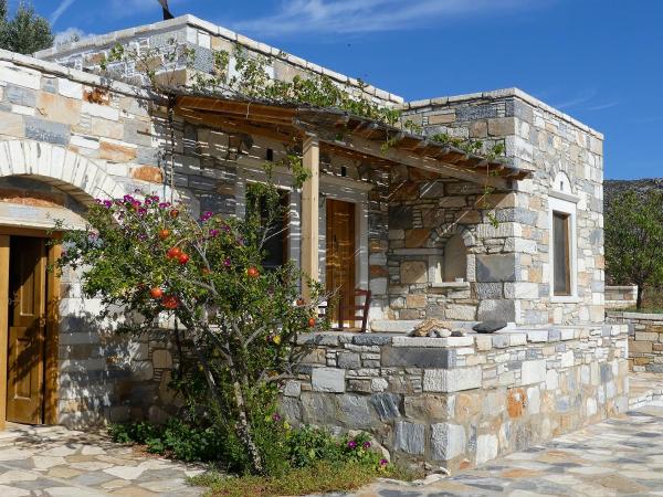 Traditional Stone-built Cottages Azalas - Naxos
