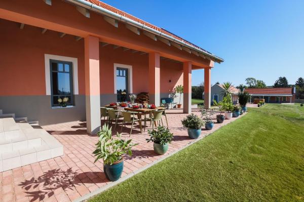 Villa Touri - Touri Alpesi Birtok - Kőszeg