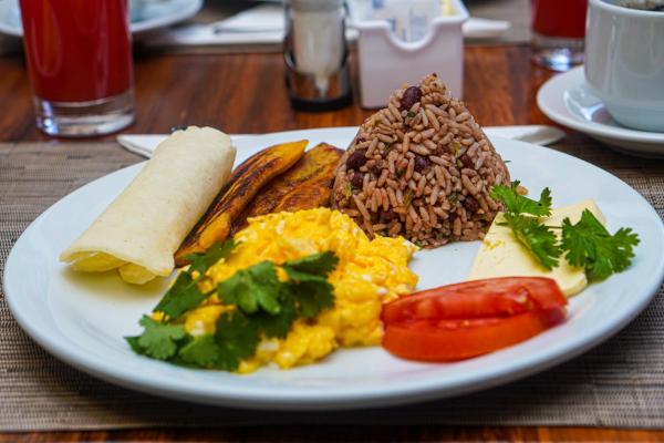 La Fortuna Lodge By Treebu Hotels - La Fortuna