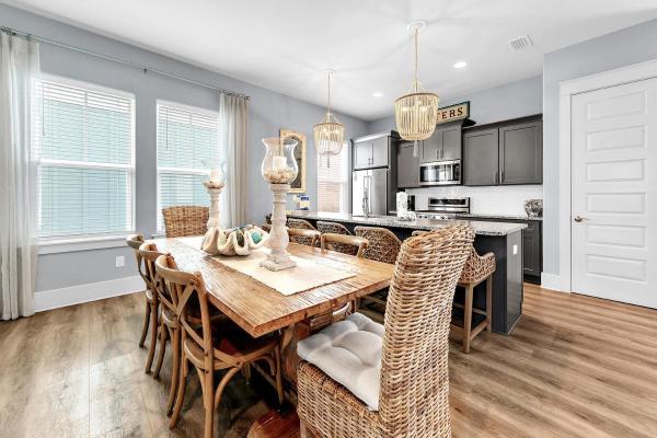 Sandy Cheeks - Florida Panhandle, FL