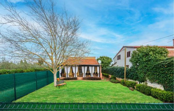 Lovely Home In Sisan With Wifi - Ližnjan