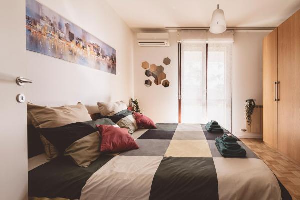 Casa Zoe 2 Apartment(parking,self Check-in & Wi-fi) - Parma