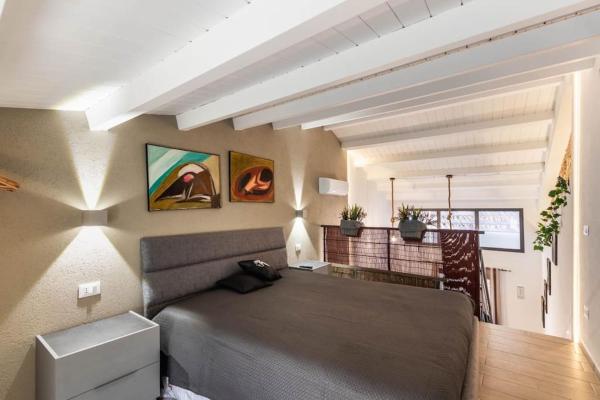The White Loft - Avola
