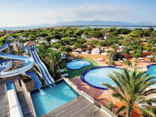 Soleil & Plage Au Camping Mar Estang 4 Etoiles 3 Chambres 2 Salle De Bain - Torreilles