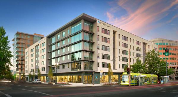 Hyatt House Portland / Downtown - Portland, OR