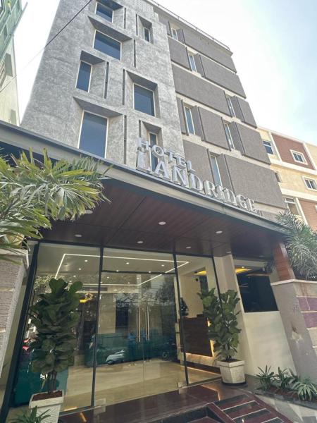 Hotel Landridge - Hitech City Hyderabad - Hyderabad
