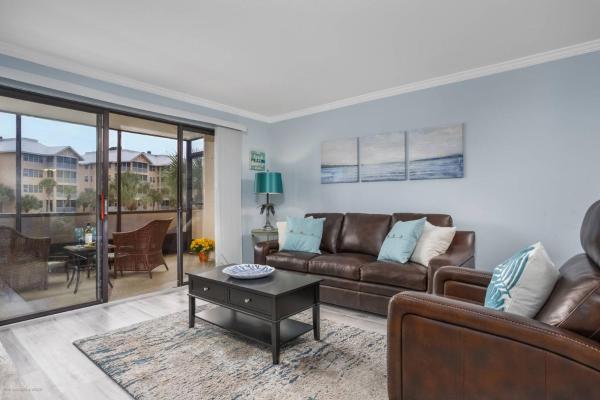 Harbor Towers 2nd Fl Dock Views - Siesta Key, FL