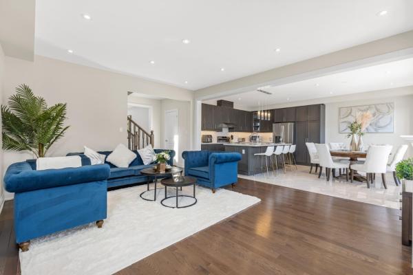 Executive 5br-4bath Detached Bramp/miss Border - Brampton