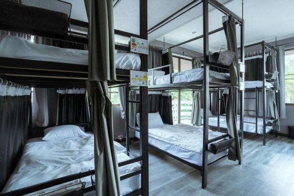 420 Hostel - Ekkamai Buds & Beds - Bangkok