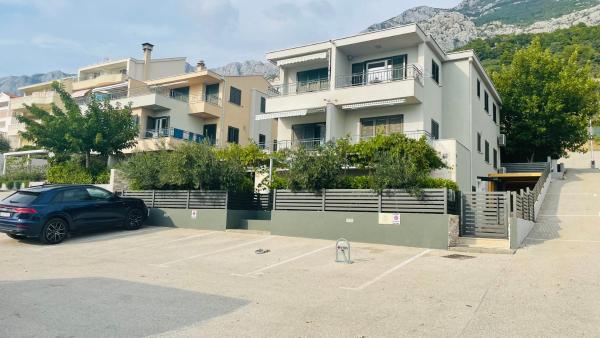 Gabrijel Apartments Makarska 2 - Makarska