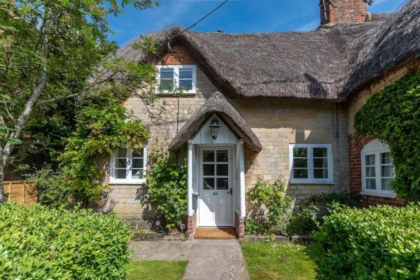 Alba Cottage, Wilcot, Pewsey - Marlborough