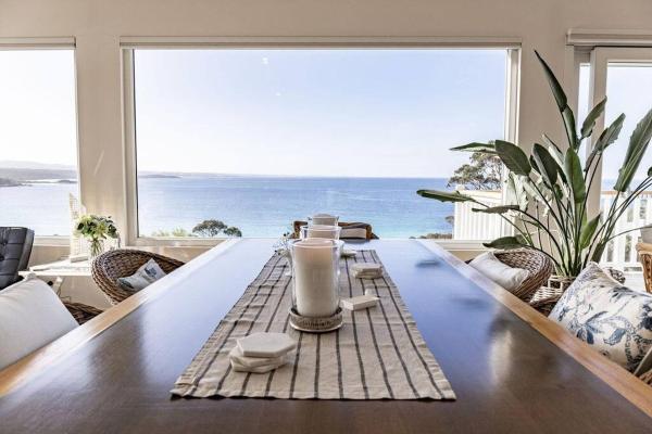 Nautilus ~ Bay Of Fires - Binalong Bay