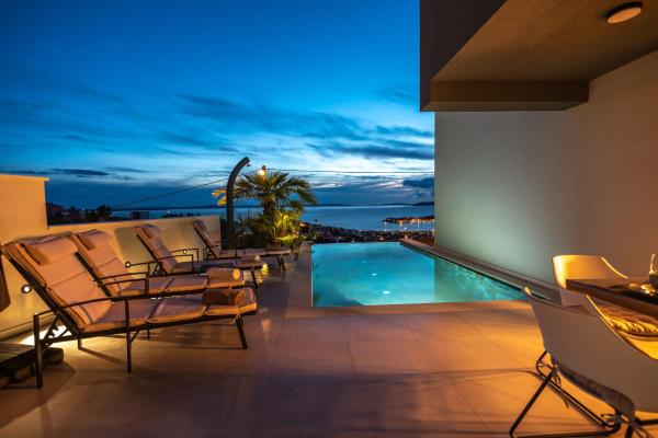Astonishing Villa Blue Horizon W Heated Pool - Split