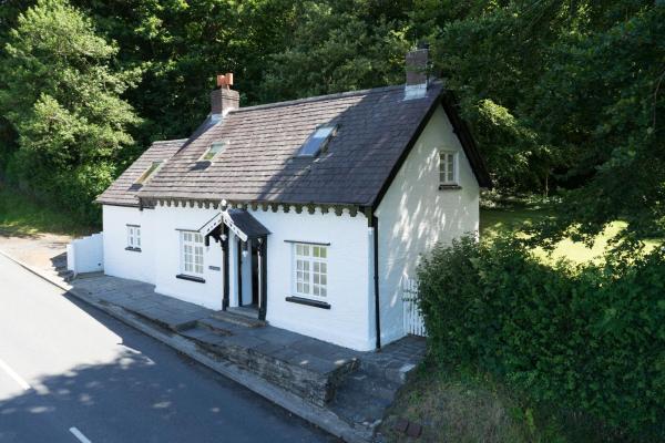 Garden Cottage Newcastle Emlyn - Pembrokeshire