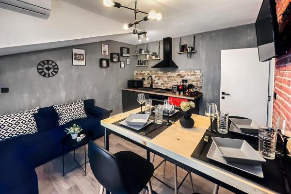 Boutique Apartment Loft, Center - Veliko Tarnovo